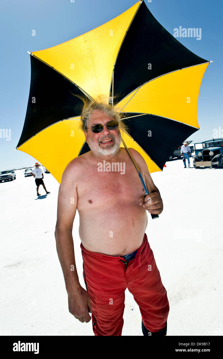 Shades from the bed hi-res stock photography and images - Alamy