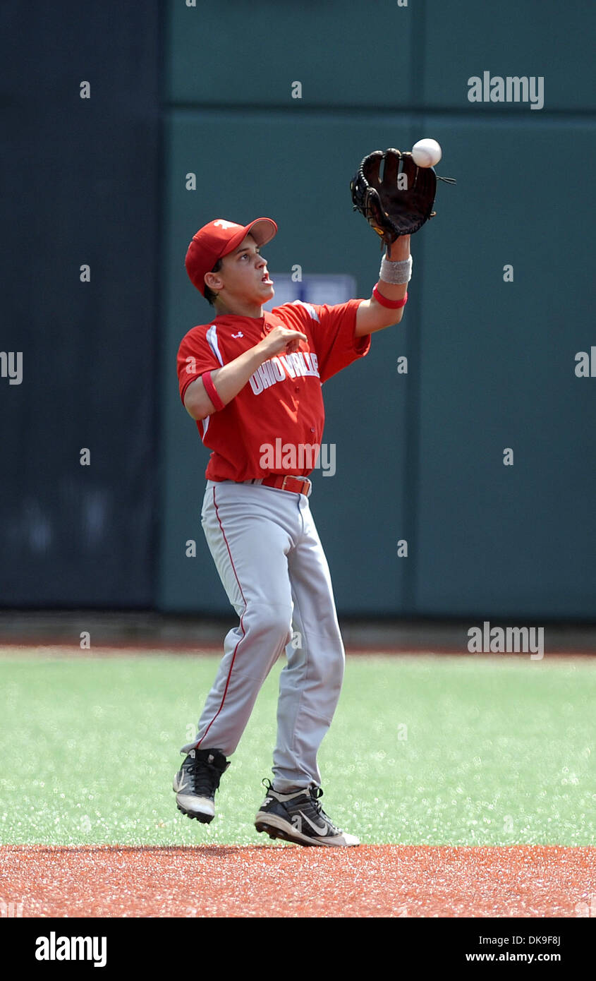 Aug. 20, 2011 - Aberdeen, Maryland, U.S. - Parker McCoy snares a line ...