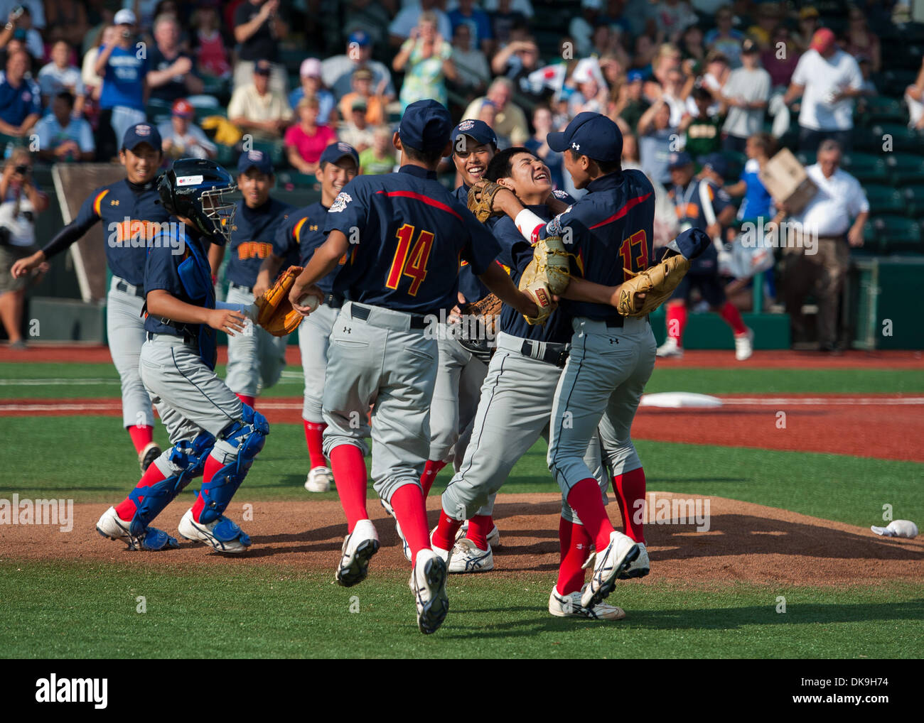 Eclipse coaches hi-res stock photography and images - Alamy