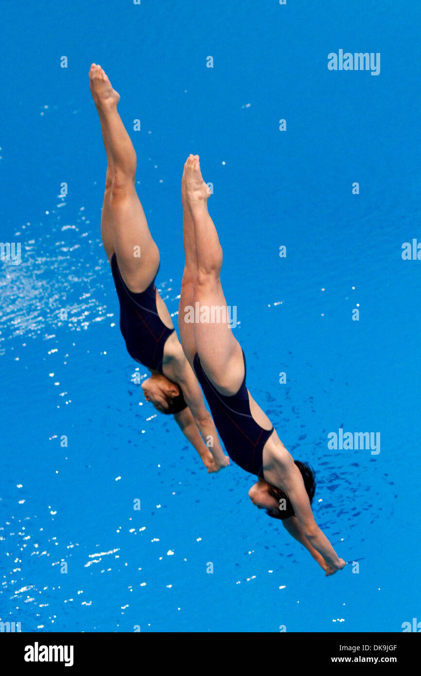 Aug. 22, 2011 - Shenzhen, China - The North Korean pair of RI YONG HUI ...