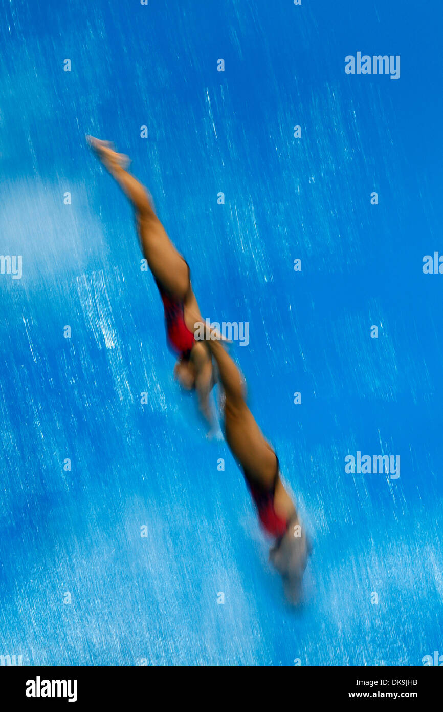 Aug. 22, 2011 - Shenzhen, China - WANG HAN and HE ZI of China practice ...