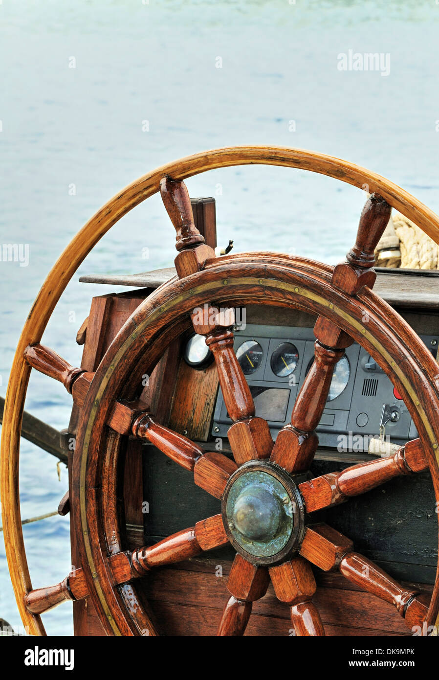 Ship navigation instruments hi-res stock photography and images - Alamy