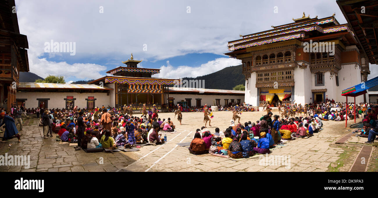 Bhutan, Phobjikha, Gangte Goemba Tsechu, festival dancers in courtyard, panoramic Stock Photo ...