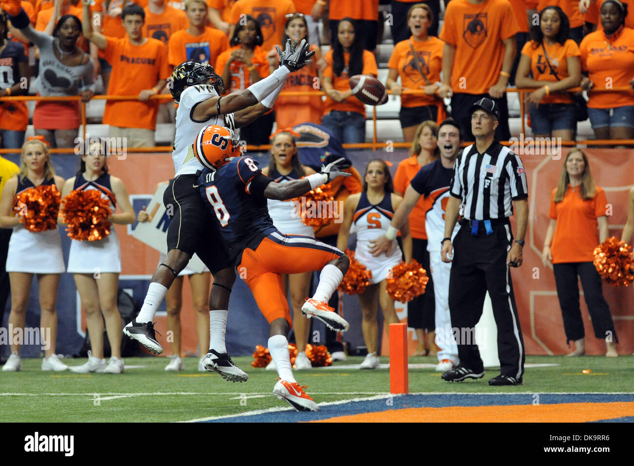 Sept. 2, 2011 - Syracuse, New York, U.S - Wake Forest Demon Deacons ...