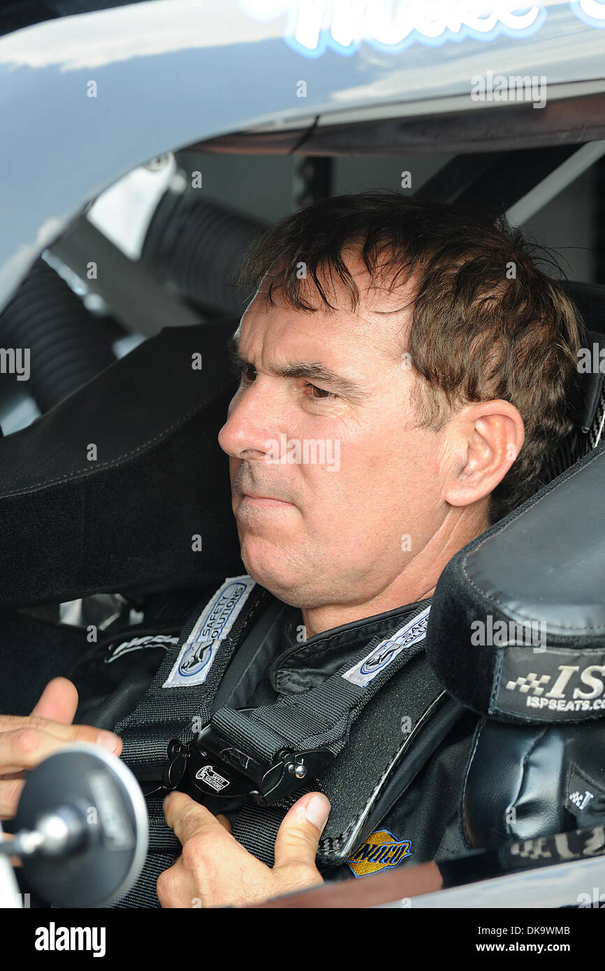 Great clips 300 hi-res stock photography and images - Alamy