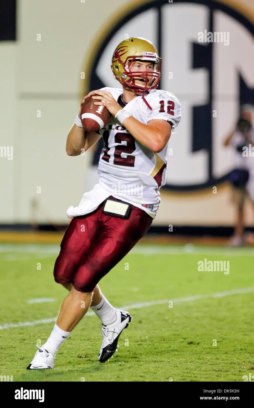 Sept. 3, 2011 - Nashville, Tennessee, U.S - Elon Phoenix quarterback ...