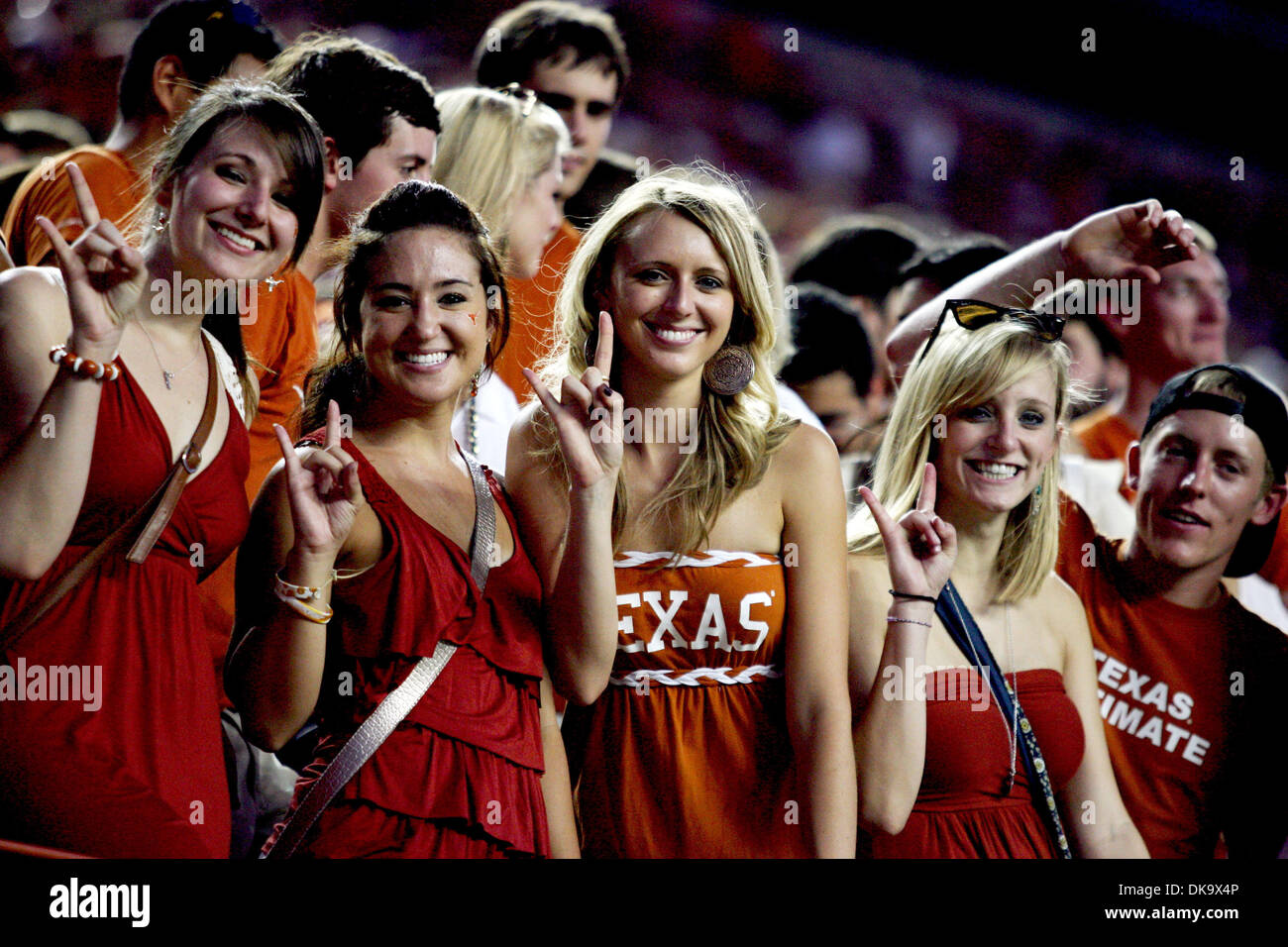 Texas memorial stadium hi-res stock photography and images - Alamy