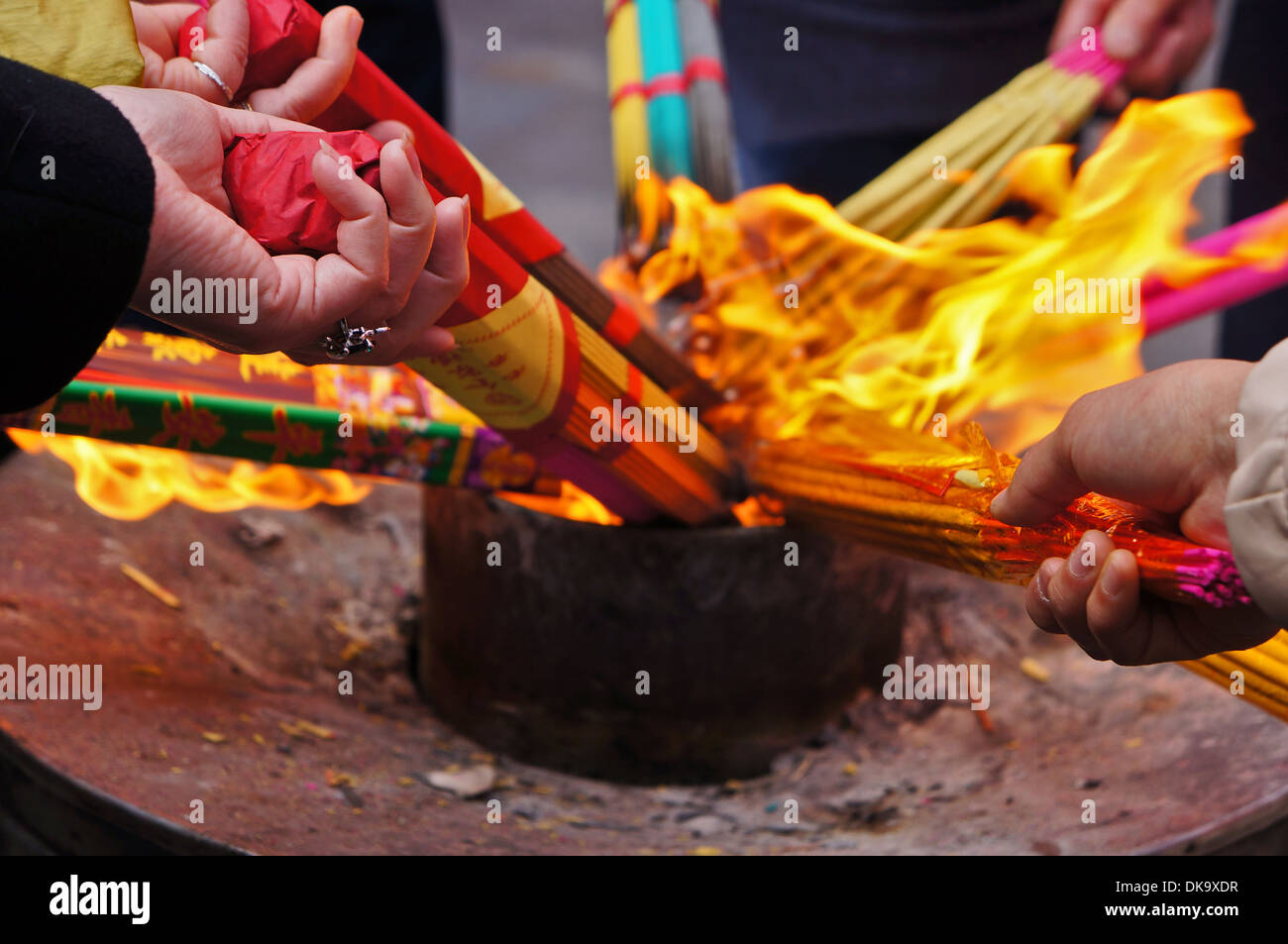 Lit incense hi-res stock photography and images - Alamy