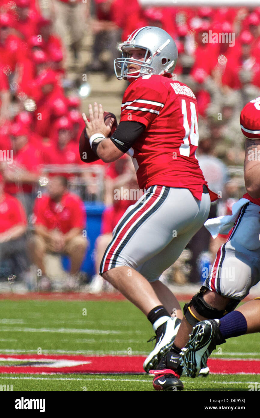 Sept. 3, 2011 - Columbus, Ohio, U.S - Ohio State Buckeyes quarterback ...