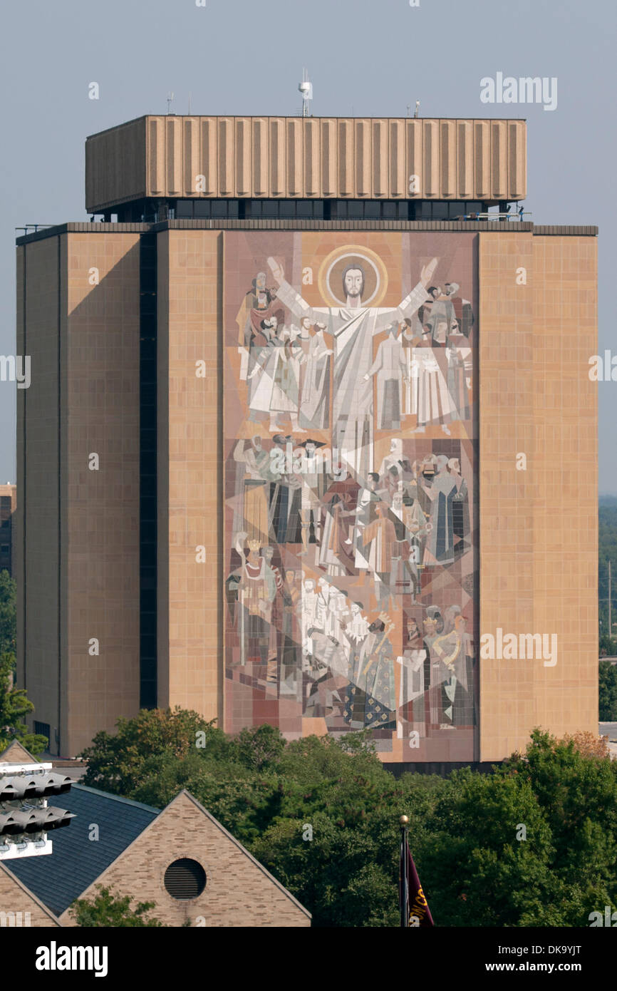 Touchdown jesus hi-res stock photography and images - Alamy