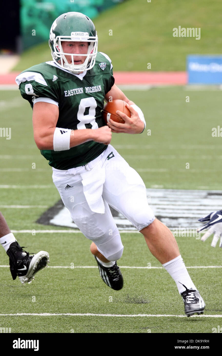 Sept. 4, 2011 - Ypsilanti, Michigan, U.S - Eastern Michigan quarterback ...