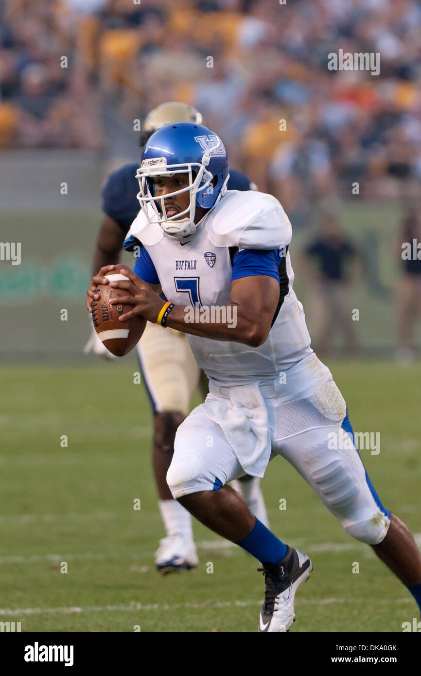 Buffalo bulls football hi-res stock photography and images - Alamy