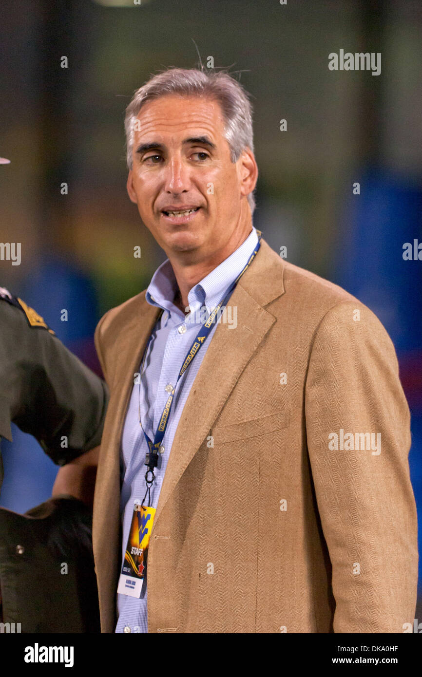 Oliver Luck Young