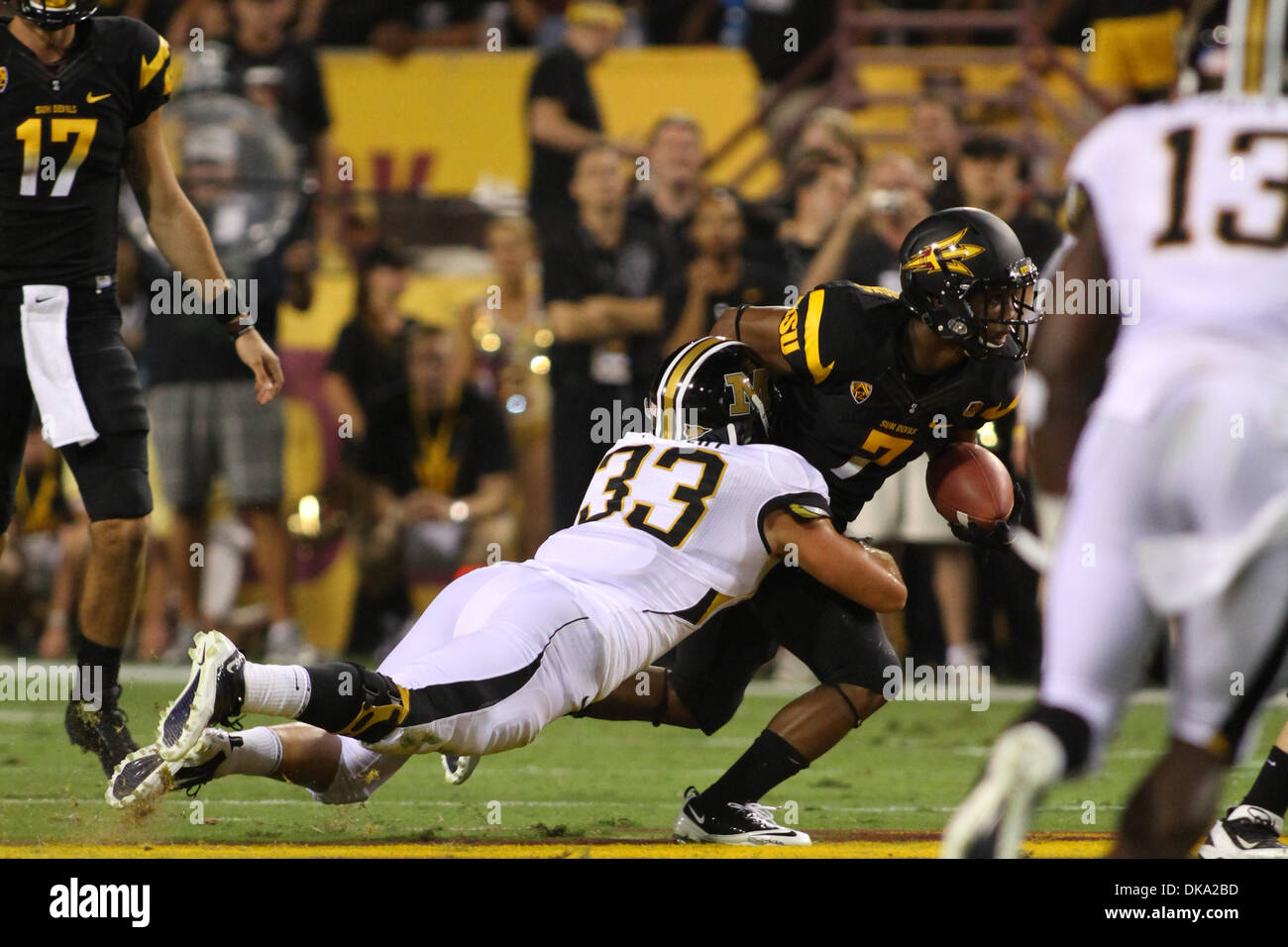 Luke lambert hi-res stock photography and images - Alamy