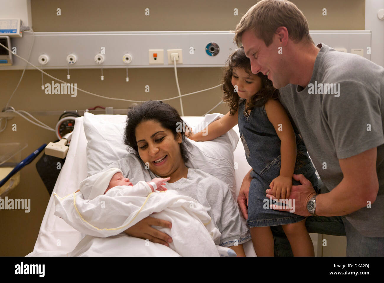 Father and kid in hospital hi-res stock photography and images - Alamy