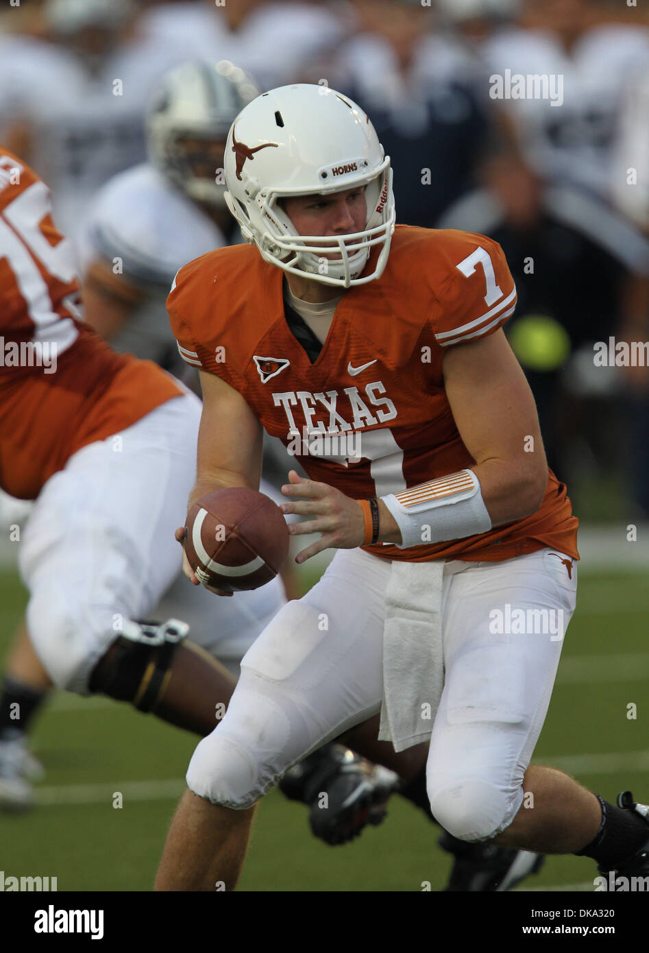 Texas longhorns quarterback garrett gilbert hi-res stock photography ...