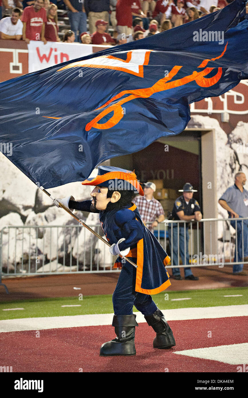 Uva mascot hi-res stock photography and images - Alamy