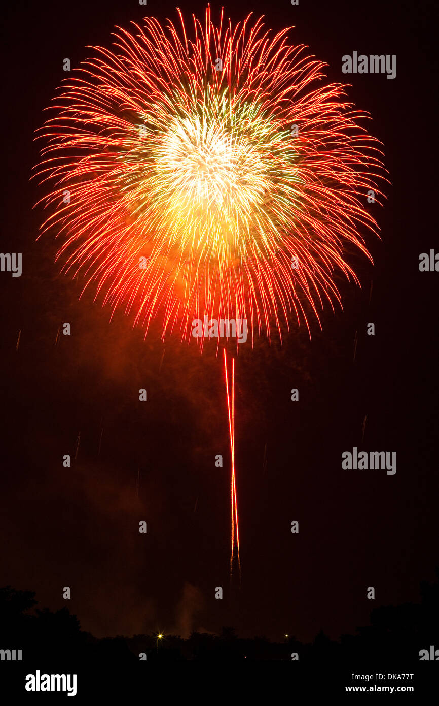 Opening night fireworks hi-res stock photography and images - Alamy