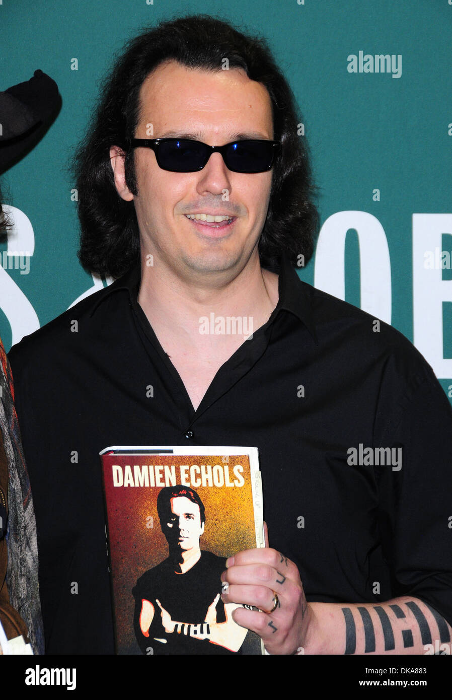Damien Echols Damien Echols in Conversation with Johnny Depp at Barnes ...