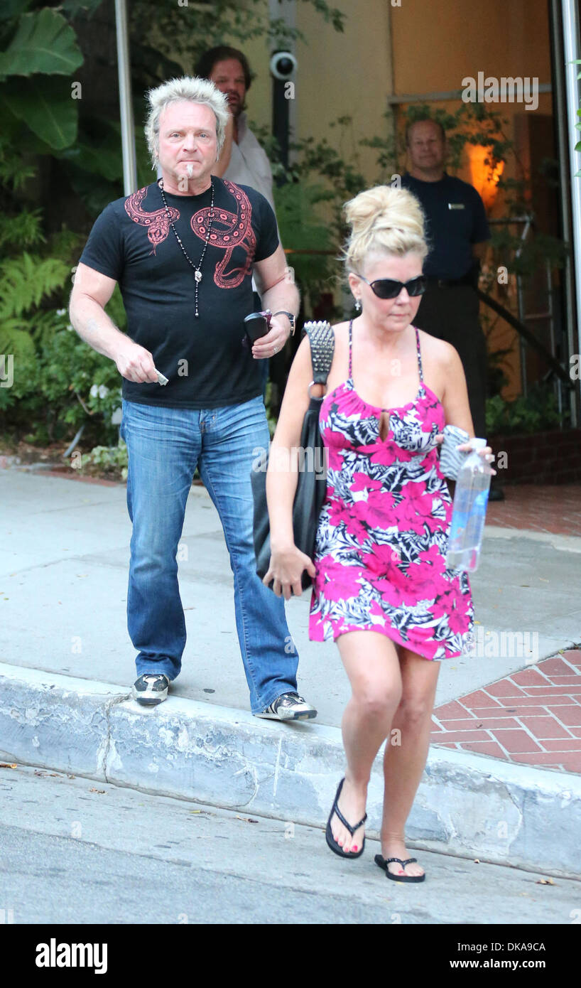 Joey Kramer Linda Kramer