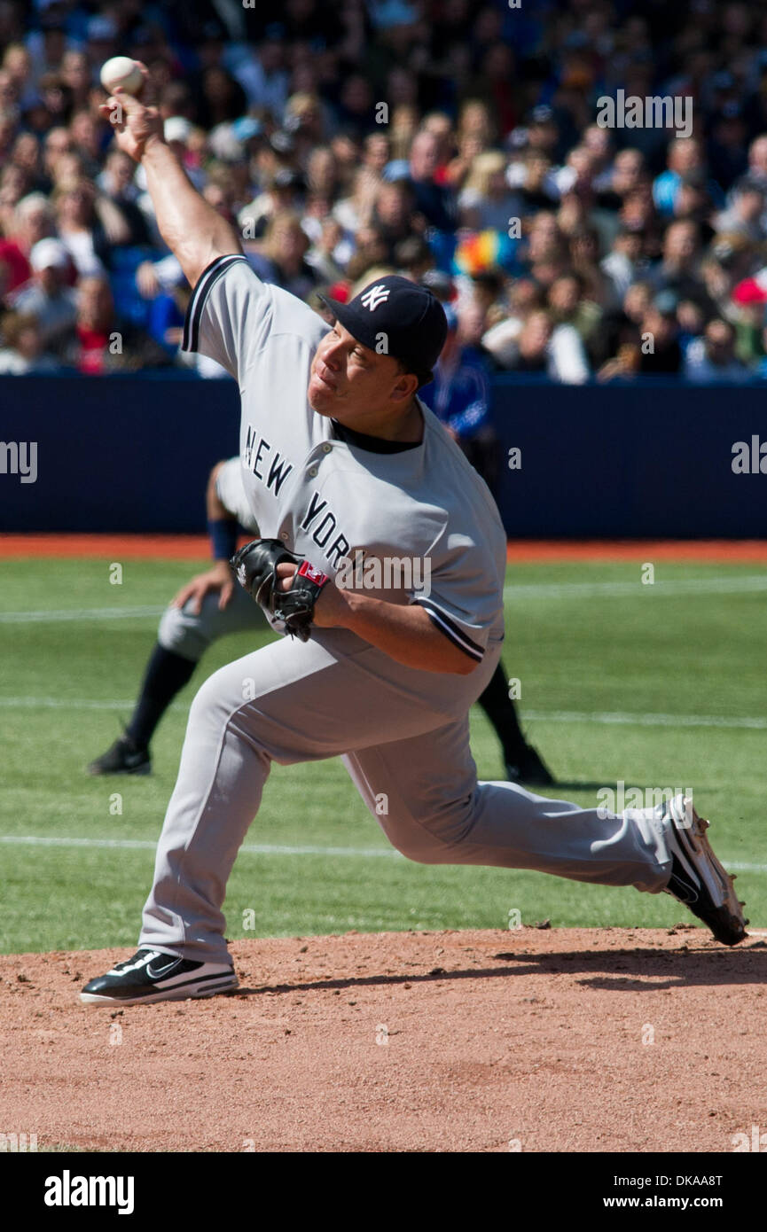 Bartolo colon yankees hi-res stock photography and images - Alamy