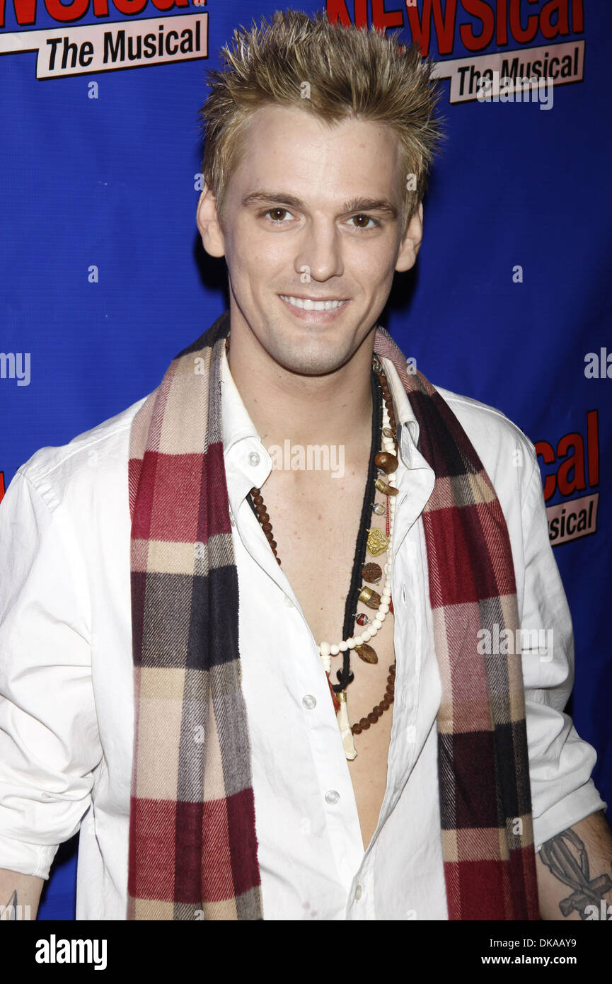 Vip opening hi-res stock photography and images - Alamy