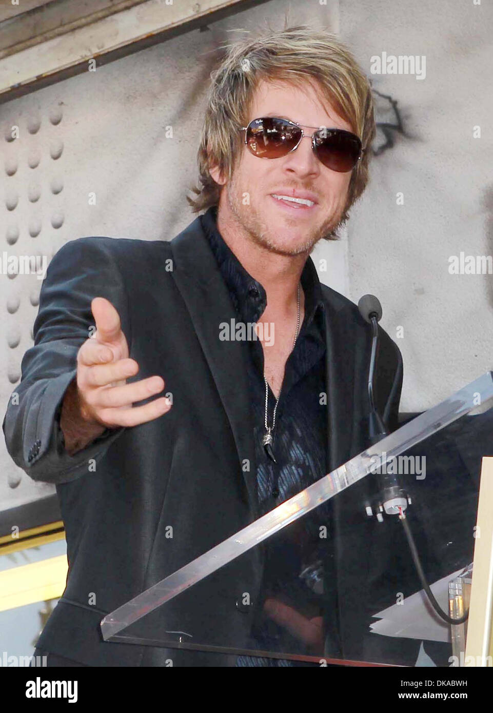 Joe Don Rooney Rascal Flatts honored with star on Hollywood Walk of ...