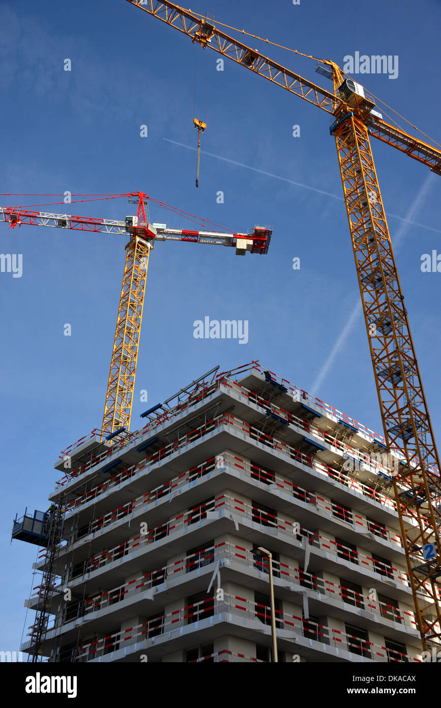 Working on a building Stock Photo - Alamy