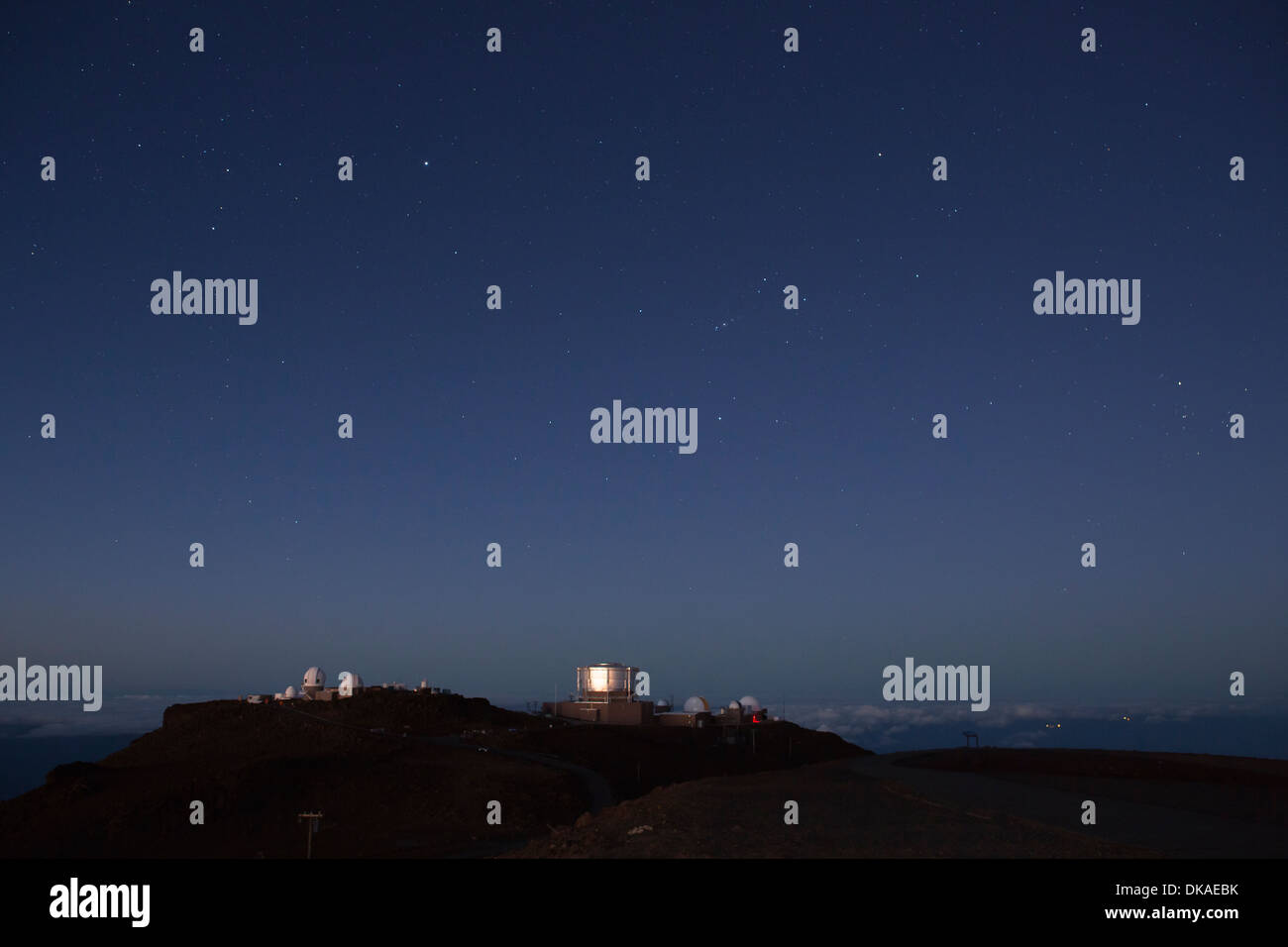 Maui space surveillance site hi-res stock photography and images - Alamy