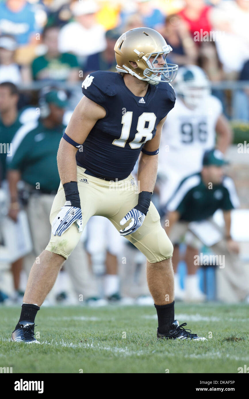 Sept. 17, 2011 - South Bend, Indiana, U.S - Notre Dame tight end Ben ...