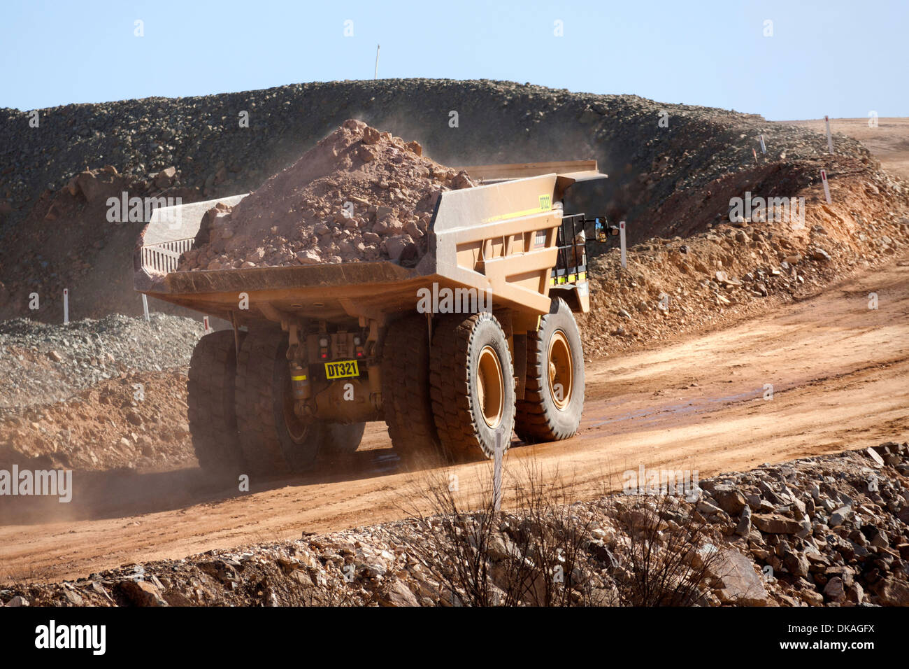 Load haul dump hi-res stock photography and images - Alamy