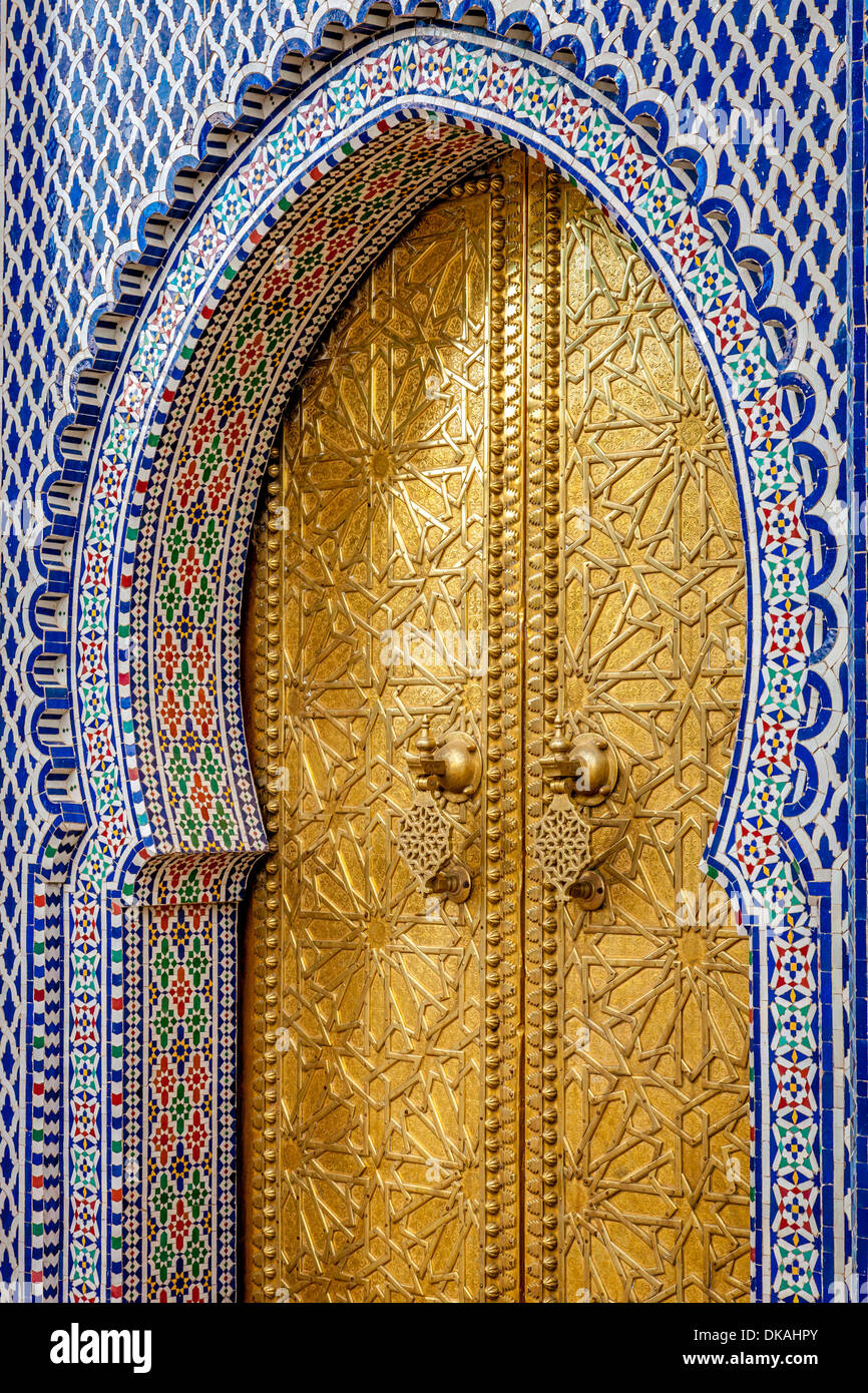 Morocco house gates hi-res stock photography and images - Alamy