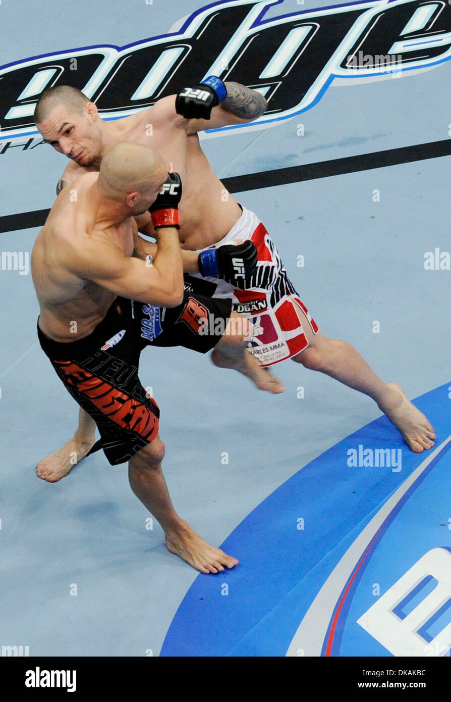 Sean Pierson vs Lance Benoist UFC 152 Welterweight Bout Toronto, Canada ...
