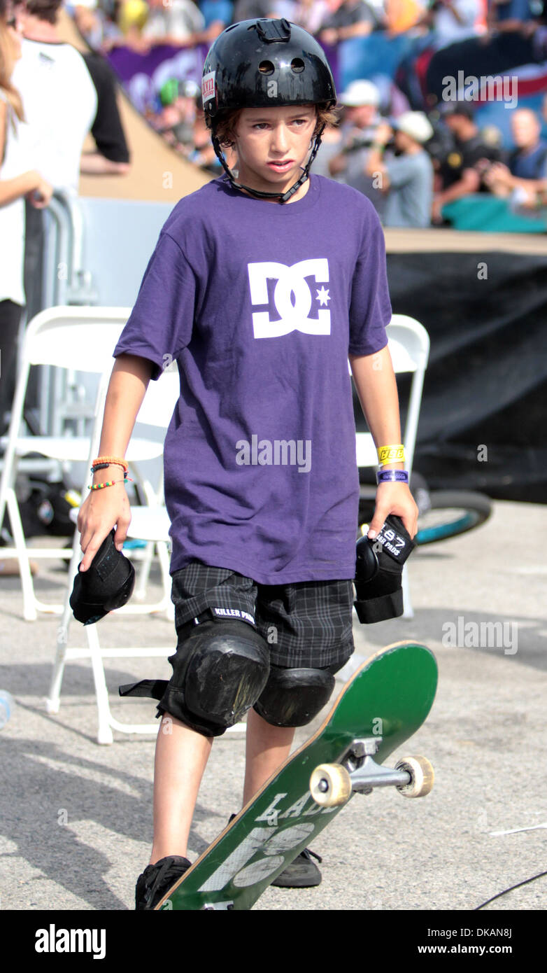 Jet Eaton Sony Big Air Triples competition on Venice Beach Los Angeles ...