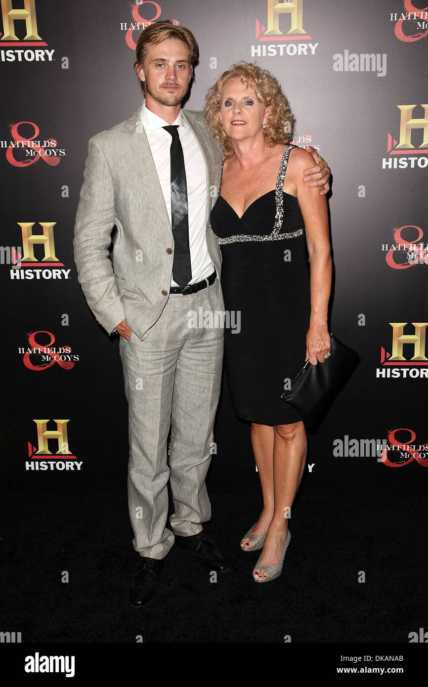 Boyd Holbrook and mom Ellen HISTORY hosts a Pre-Emmy party at Soho ...