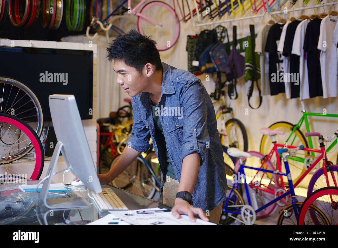 Chinese Youths High Resolution Stock Photography and Images - Alamy