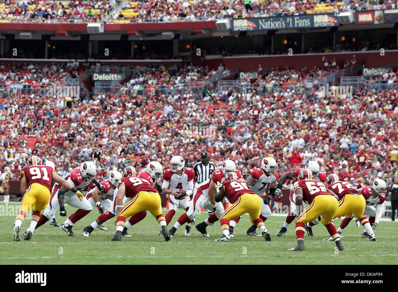 Nfl scrimmage line hi-res stock photography and images - Alamy