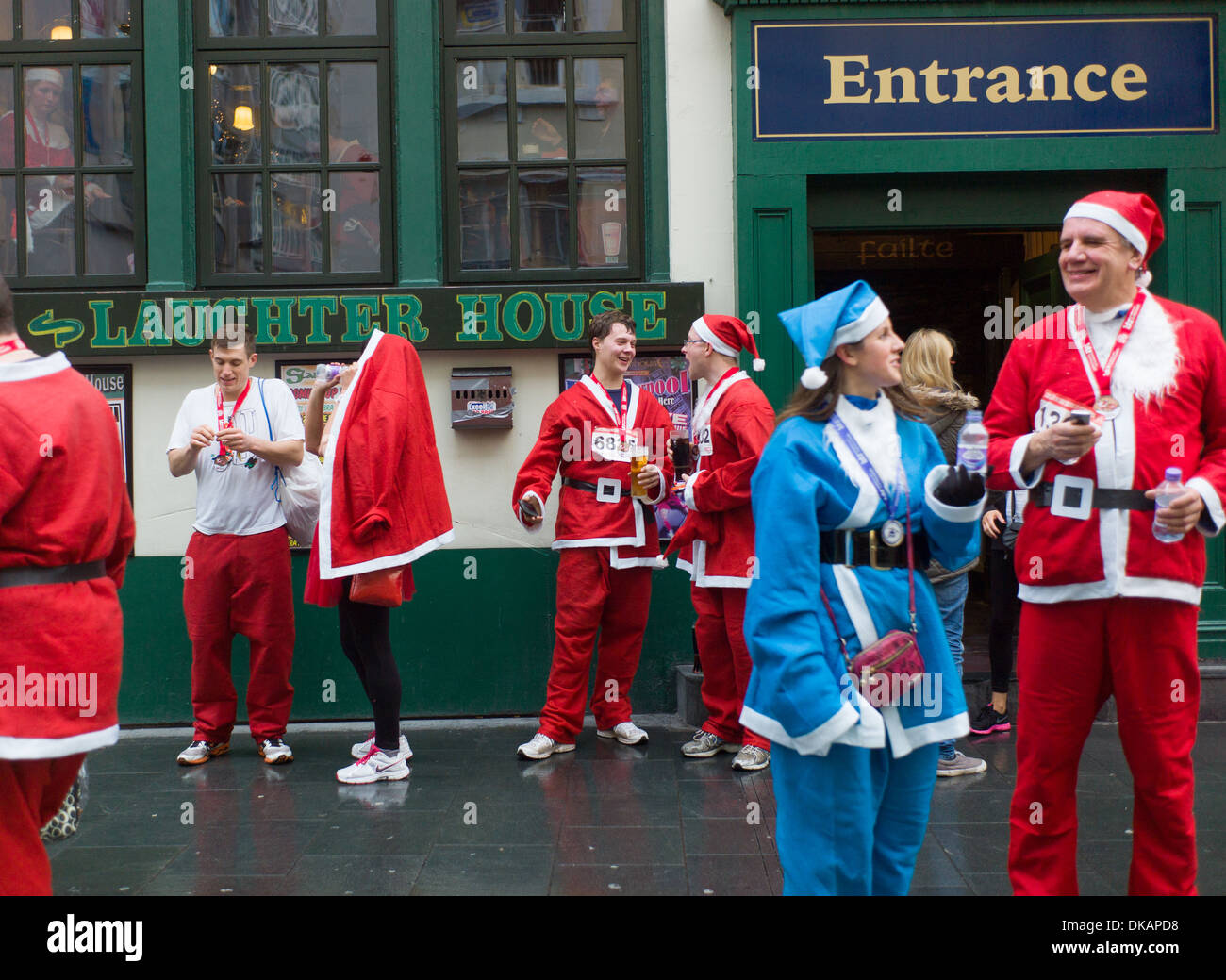 Santa team hi-res stock photography and images - Alamy