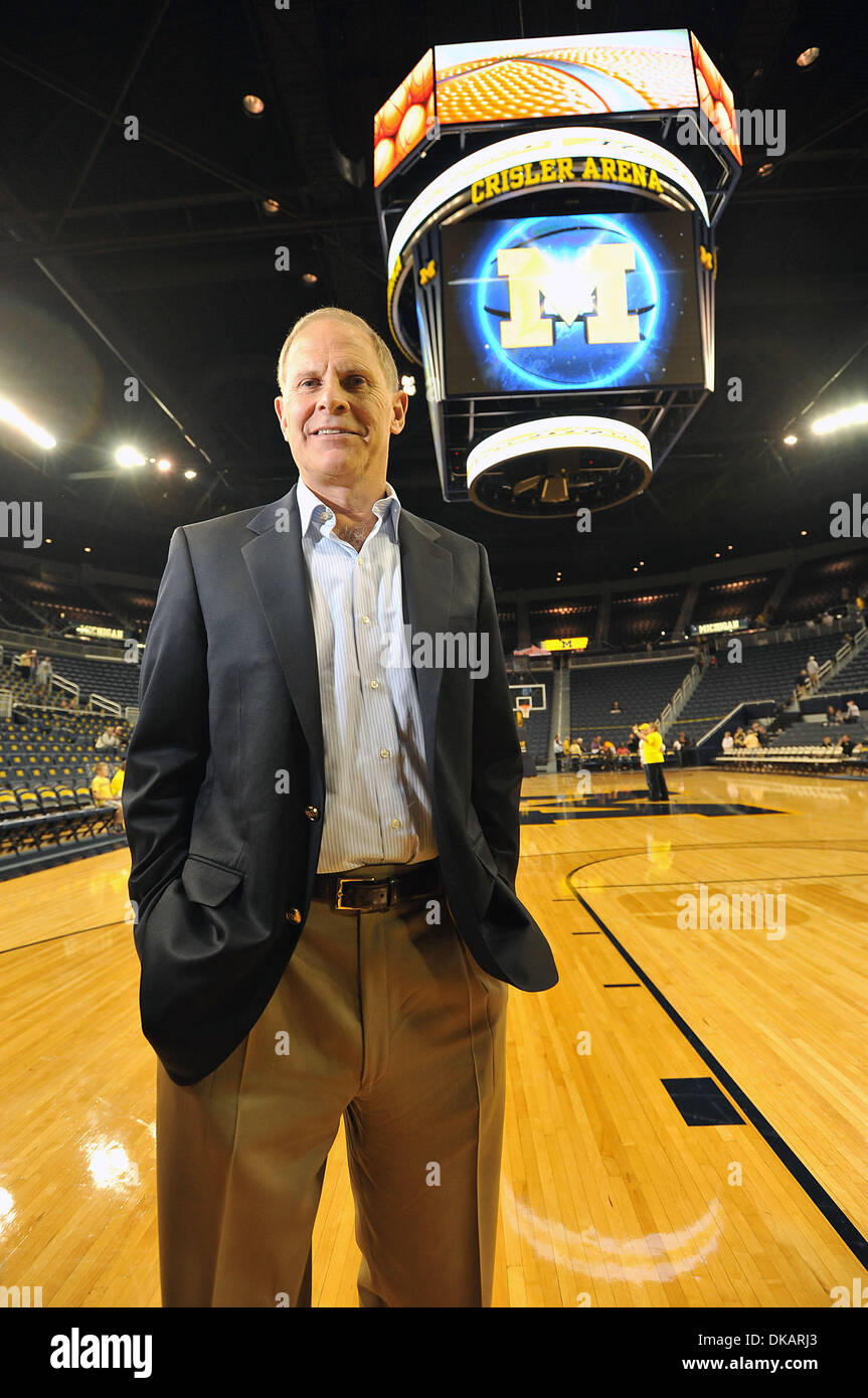 Crisler Arena Background