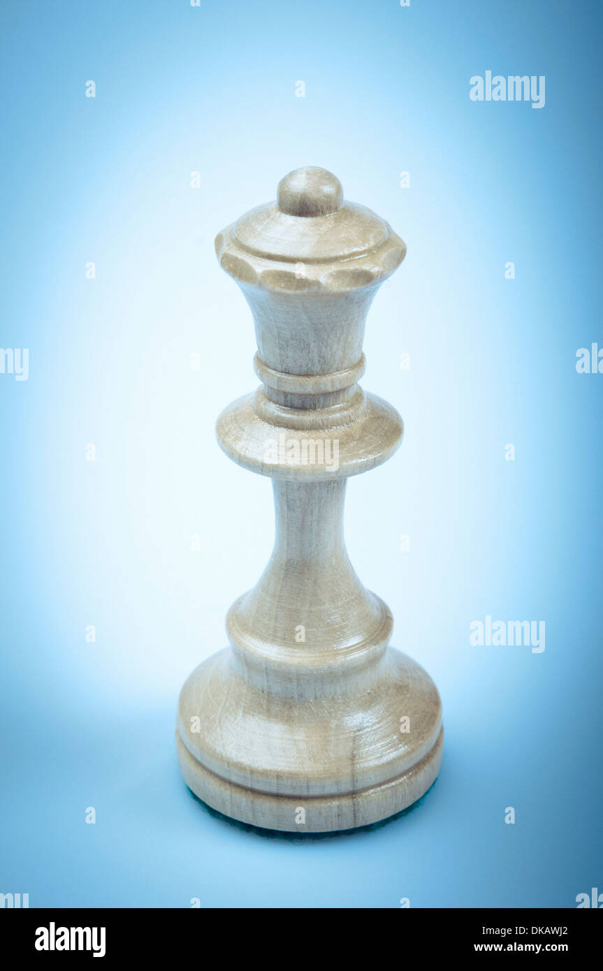 White queen chess piece hi-res stock photography and images - Alamy