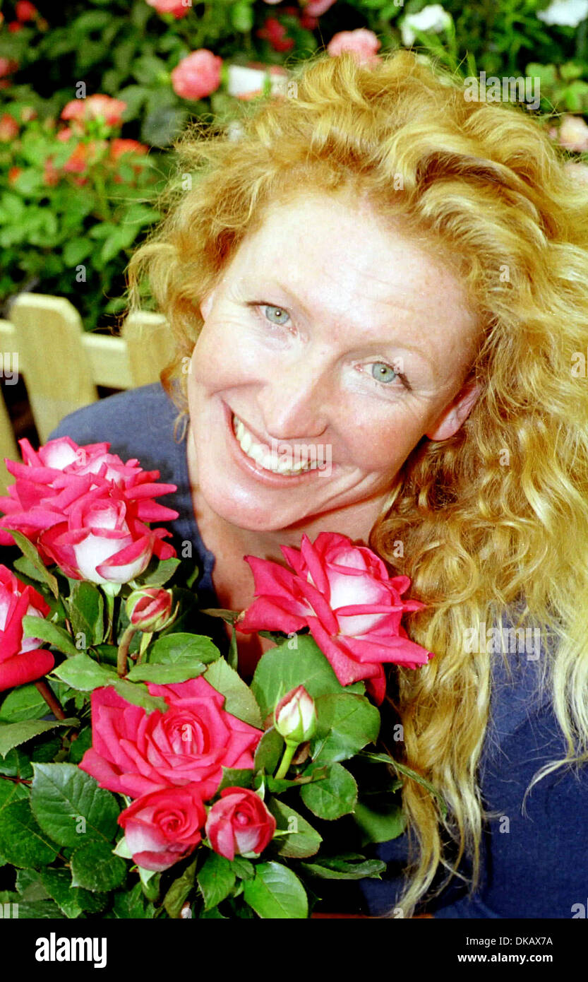 Gardening dimmock hi-res stock photography and images - Alamy