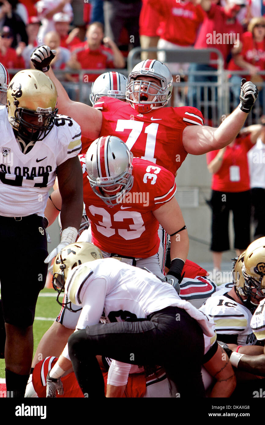 Sept. 24, 2011 - Columbus, Ohio, U.S - Ohio State Buckeyes offensive ...
