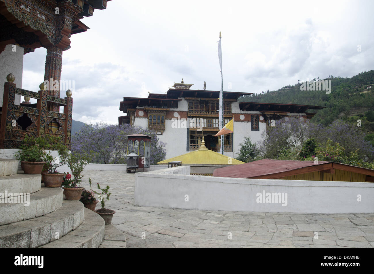 Religion and great buddha palace hi-res stock photography and images ...