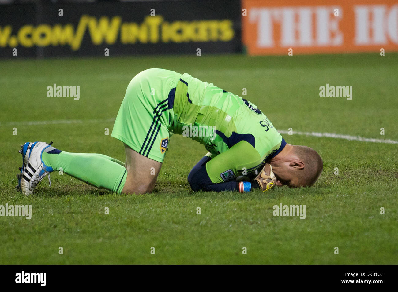 Sept. 24, 2011 - Columbus, Ohio, U.S - Los Angeles Galaxy goalkeeper ...