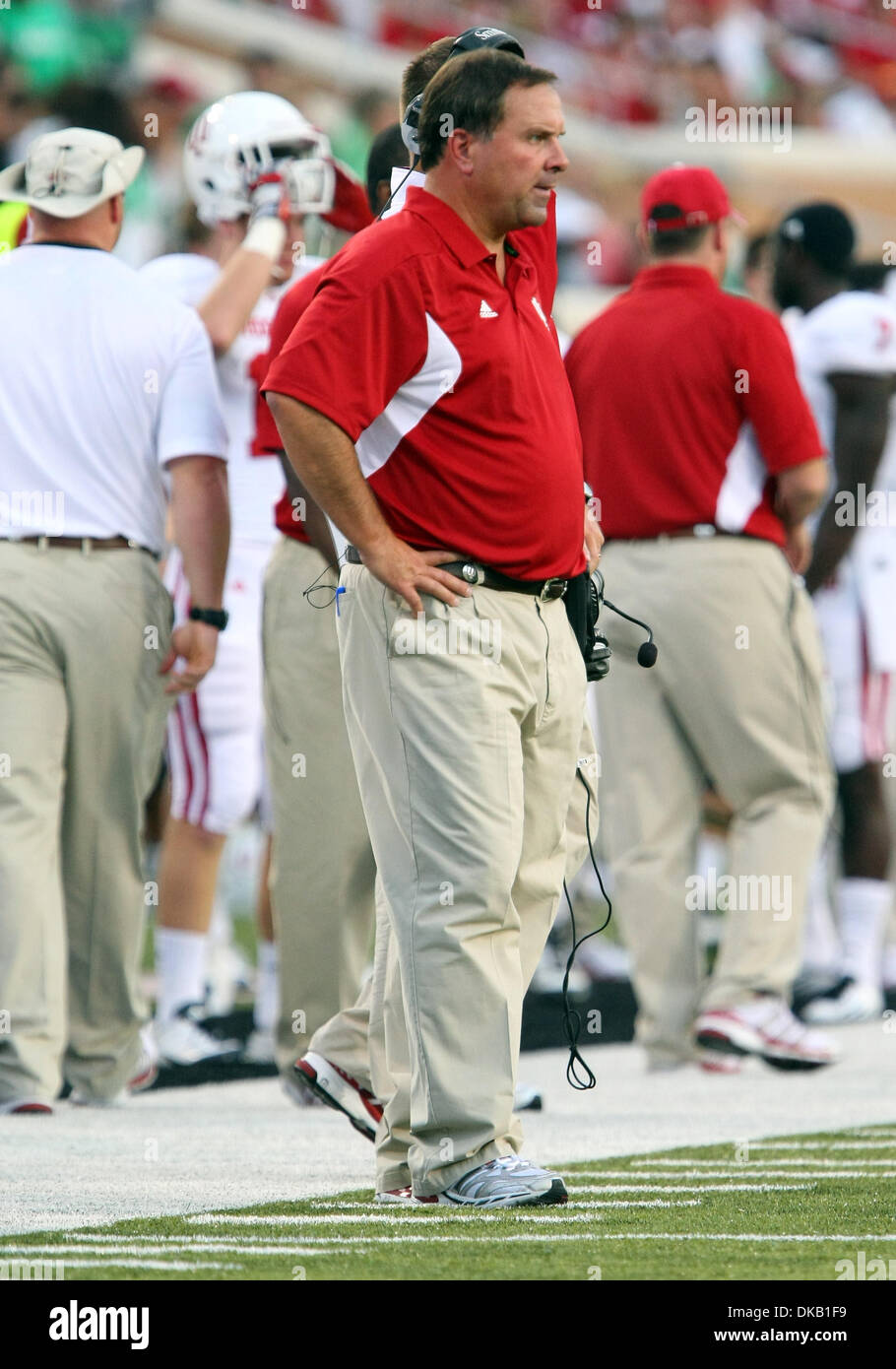Indiana hoosiers head coach kevin wilson hi-res stock photography and ...