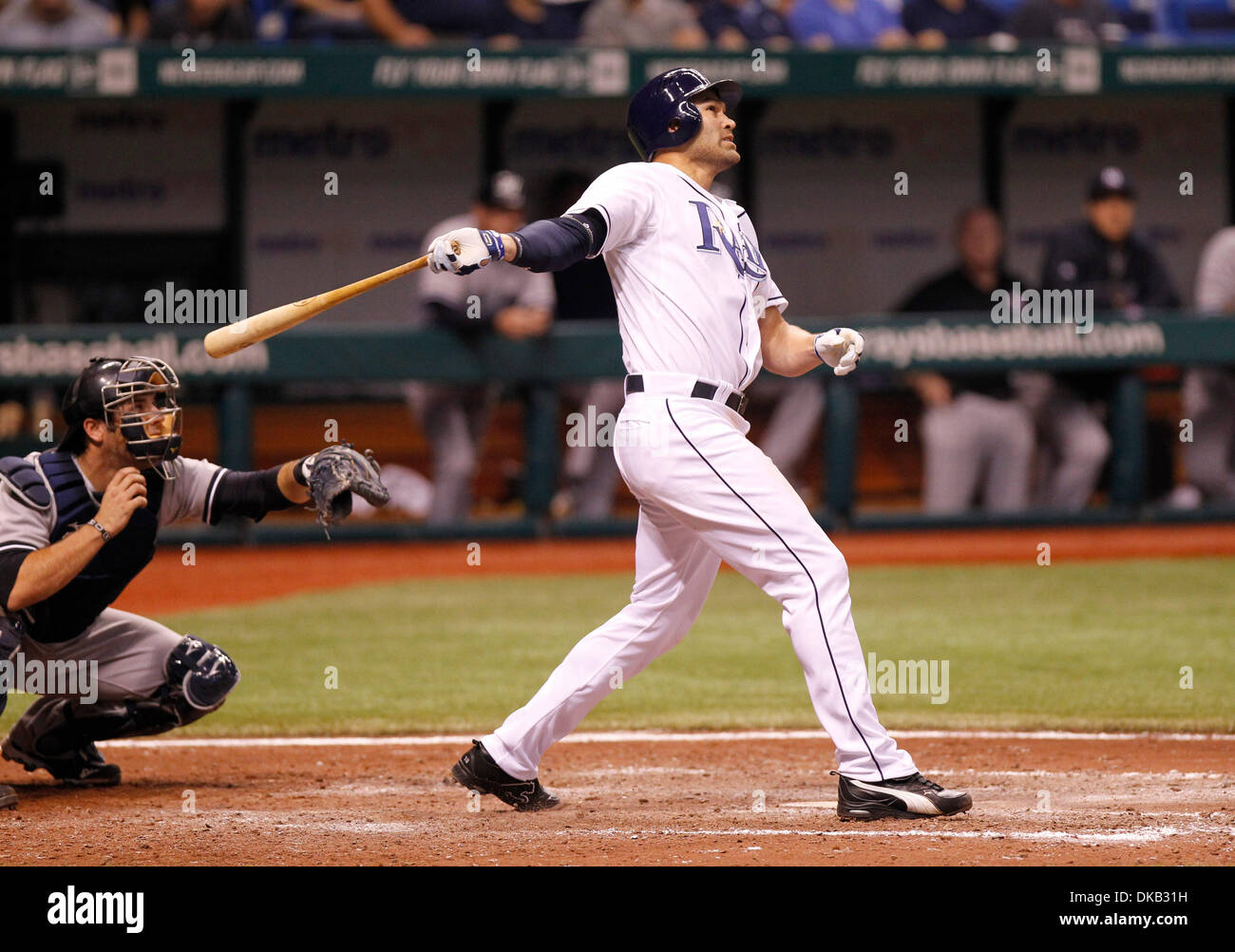 Sept.. 26, 2011 - St. Petersburg, Florida, U.S. - JOHNNY DAMON hit a ...