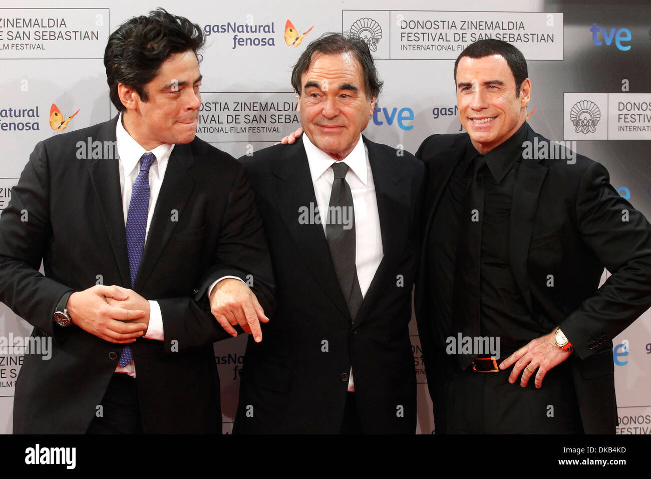 Benicio del Toro Oliver Stone and John Travolta John Travolta and ...