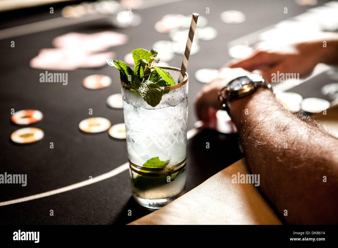 Cocktail cards hi-res stock photography and images - Alamy