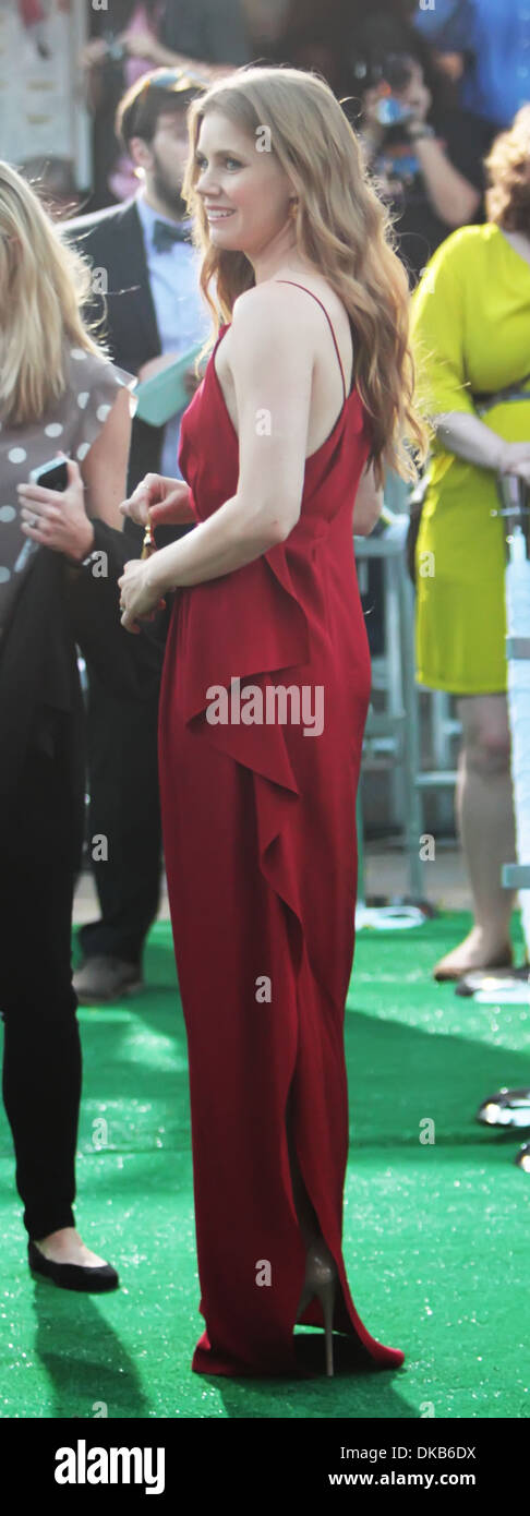 Amy adams trouble curve premiere hi-res stock photography and images ...