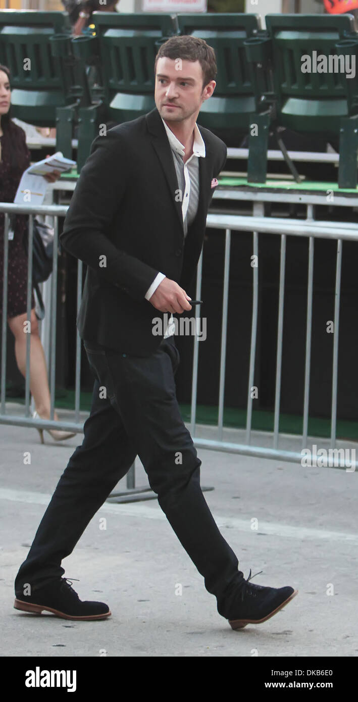 Justin Timberlake at world premiere of 'Trouble With Curve' - outside ...